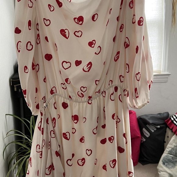 Halston Heritage | Dresses | Halston Heritage White Wred Sequin Heart ...